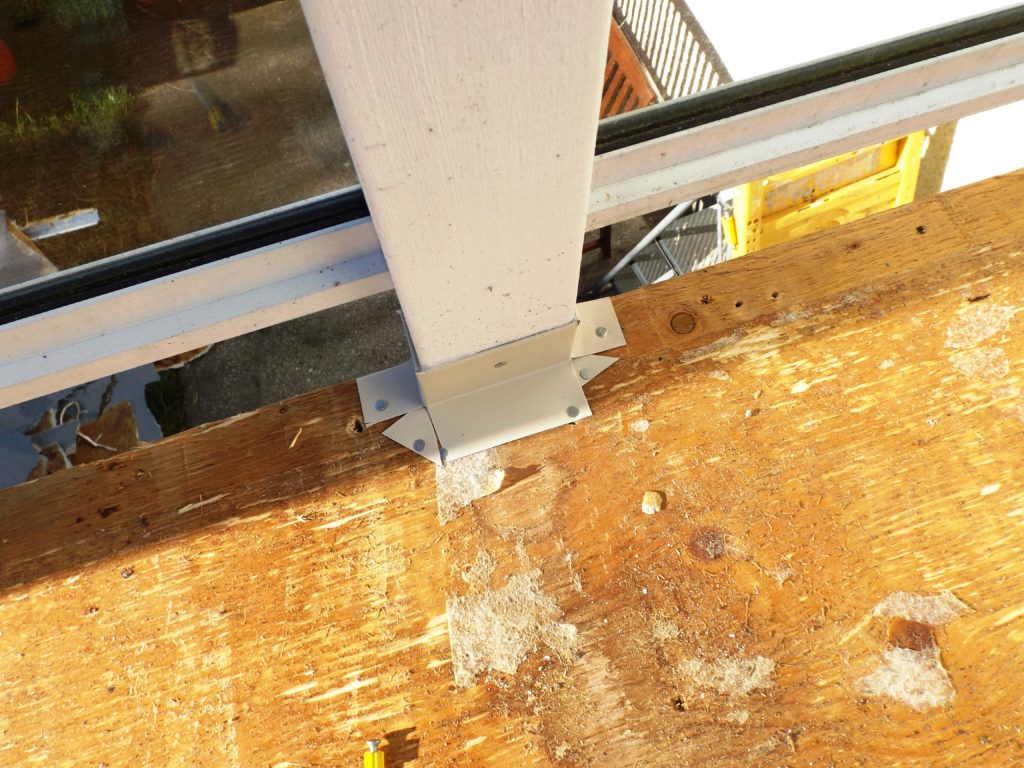 Deck Collapse Risks and Your Vinyl Deck